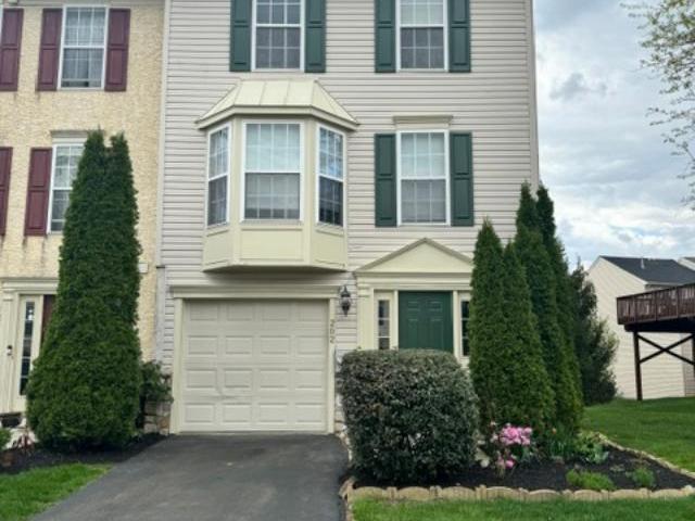 202 Fox Trail, Unit 105, Parkesburg, PA 19365 | MLS #PACT2123