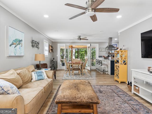 202 Forest Circle