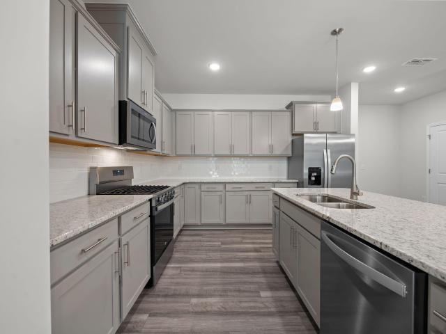 202 Fosterton Cottage Way