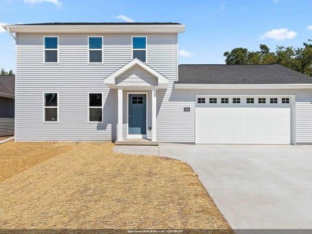 202 Fairview Ln, Chilton, WI 53014