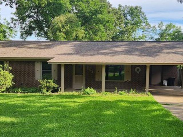 202 Fish St, Star City, AR 71667