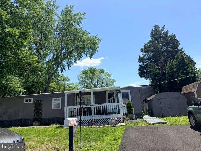 202 Florida Ave, Williamstown, NJ 08094