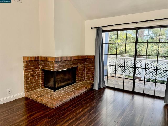 202 Kelley Ln