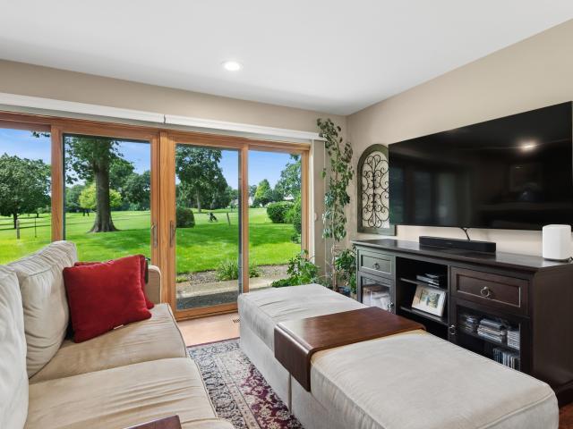 202 Kenston Court # 202