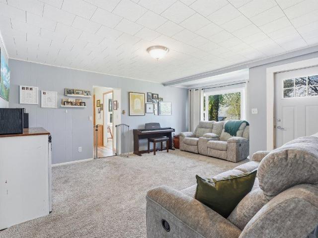 202 Hamilton Drive