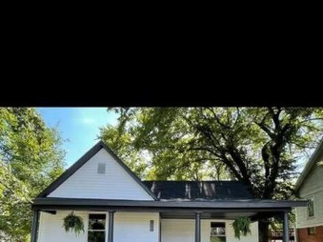 202 Harmon St, Providence, KY 42450