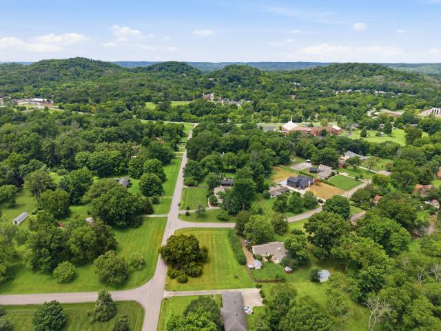 202 Harpeth Hills Dr, Franklin, TN 37069 | MLS #3269