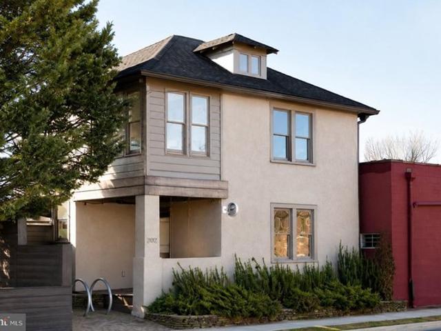 202 Herndon St, Fredericksburg, VA 22401