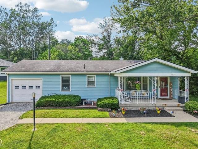 202 High St, Danville, IN 46122