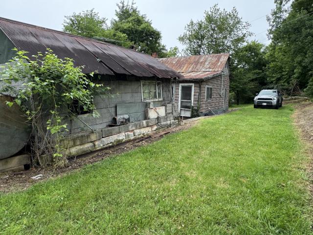 202 Hill St