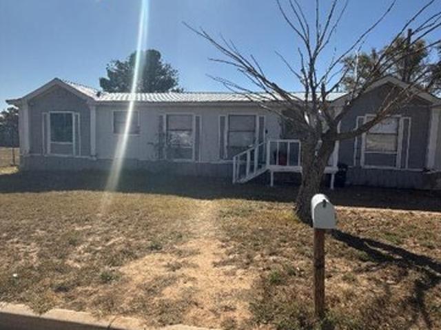 202 Oak St, Levelland, TX 79336