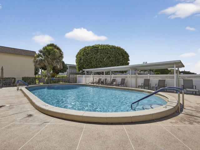 202 Oxford 200, West Palm Beach, FL 33417 | MLS #B26005