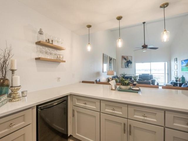 202 Lakeview Ter Unit A, Conroe, TX 77356