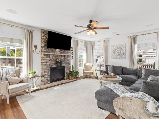 202 Lynx Lane