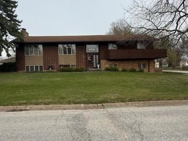 202 Main St, Dayton, IA 50530