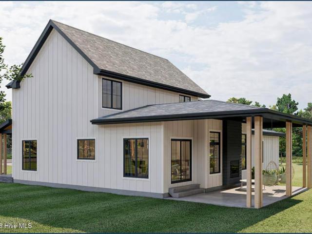 202 Majestic Circle