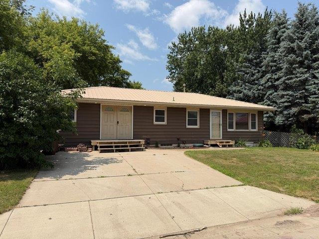 202 Maple Ave S, Maple Lake, MN 55358