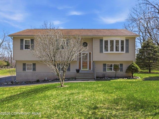 202 Mills Rd, Saylorsburg, PA 18353