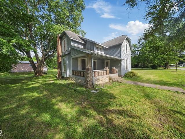 202 N Vine St, Waynetown, IN 47990