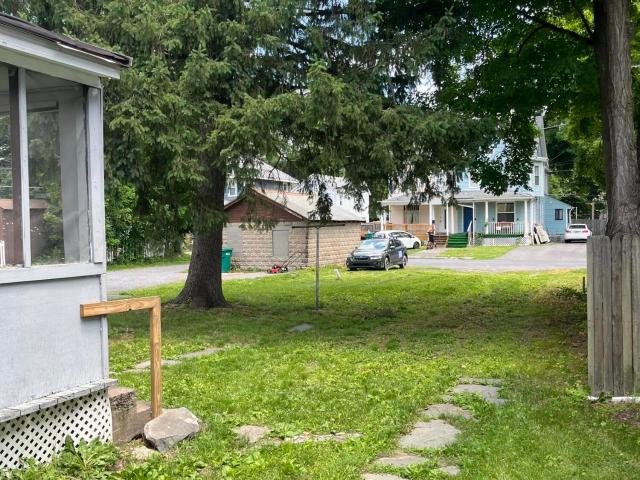 202 N Courtland St, East Stroudsburg, PA 18301 | MLS #PM 142302