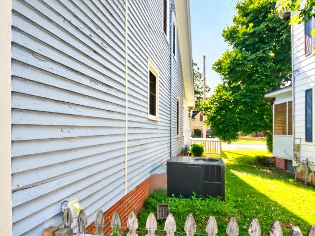 202 N Front Street