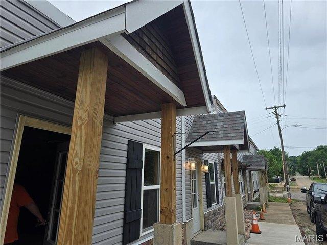 202 N Main St, Arcadia, MO 63621