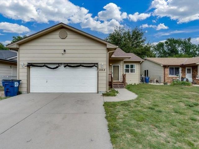 202 N Nevada Cir, Wichita, KS 67212