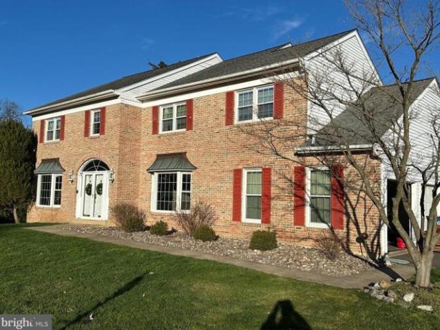 202 Nicklaus Dr, Doylestown, PA 18901