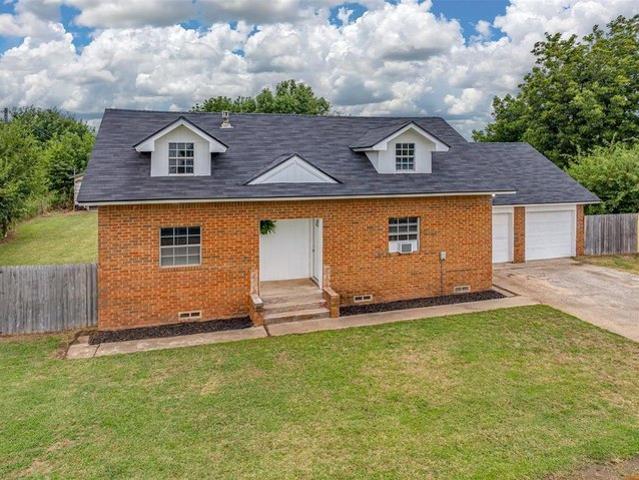 202 NW 34th St, Newcastle, OK 73065