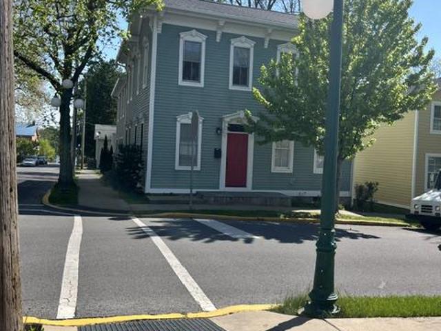 202 S 2Nd Street