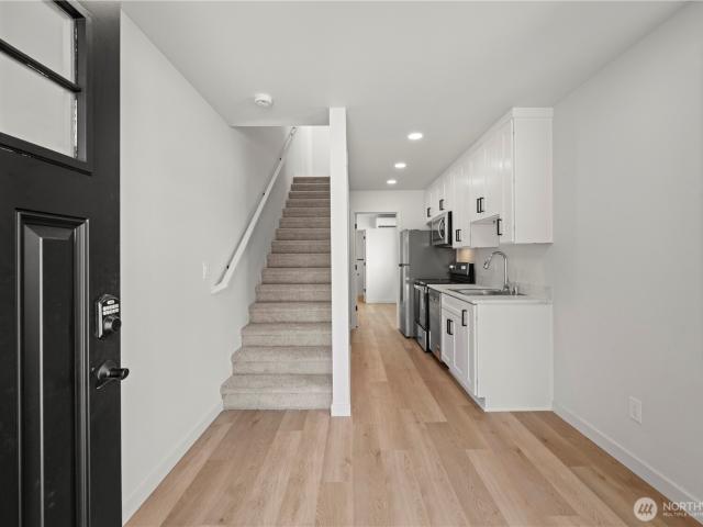 202 S Alder Avenue # B