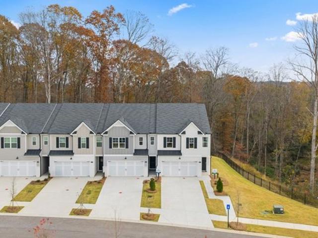 202 Sound Cir, Stockbridge, GA 30281