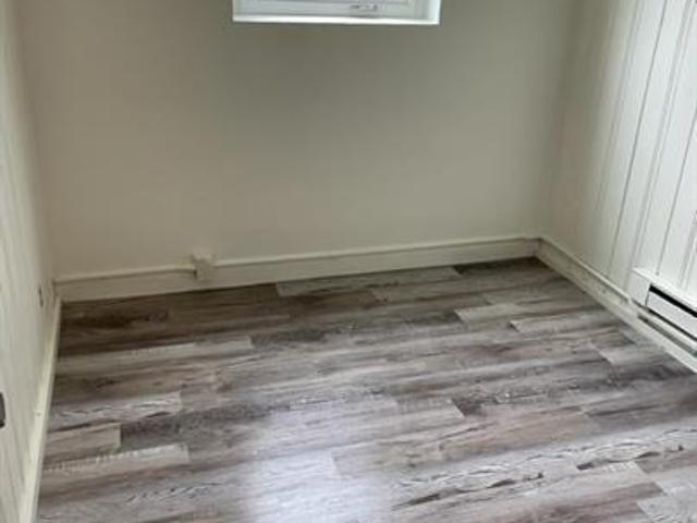 202 South Lynn Street 2 Bedroom Apartment for Rent at 202 S Lynn St, Urbana, IL 61802