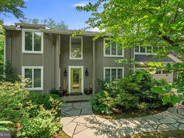 202 Severn River Road