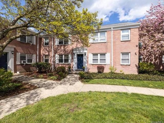 202 Seaton Rd #2, Stamford, CT 06902