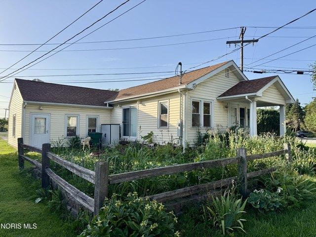202 Short St, Northwood, OH 43619