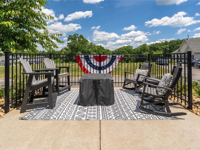 202 Spring Valley Dr