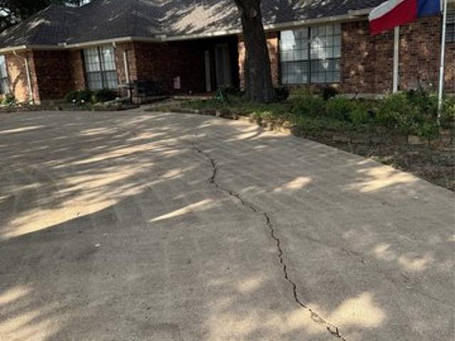 202 Suntide Dr, Sunnyvale, TX 75182