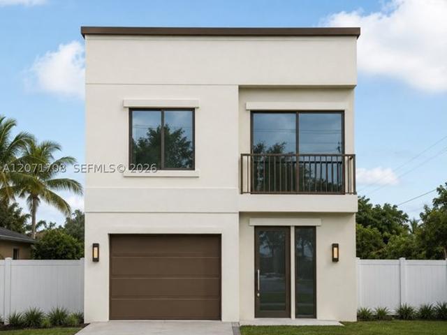 202 SW 3rd St, Dania Beach, FL 33004