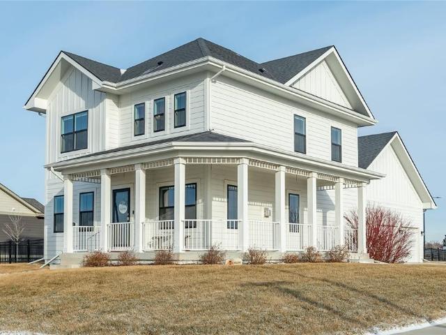202 SW Prairie Trail Parkway