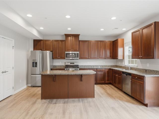 202 Pointe View Drive