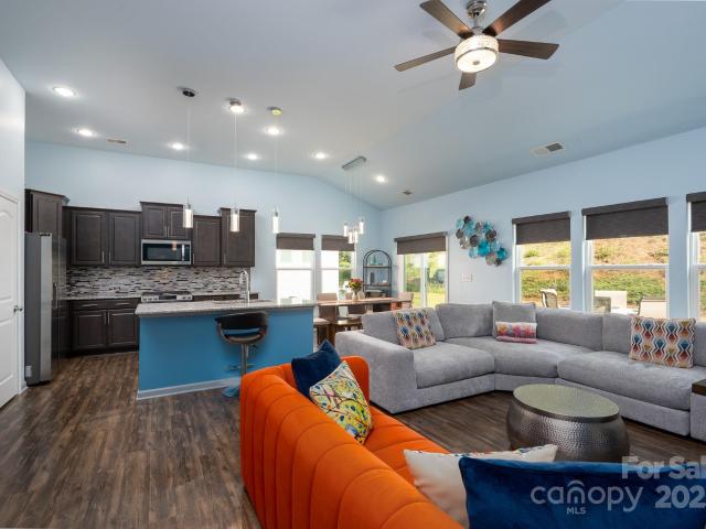 202 Paradise Hills Cir, Mooresville, NC 28115 | MLS #4329 | Compass