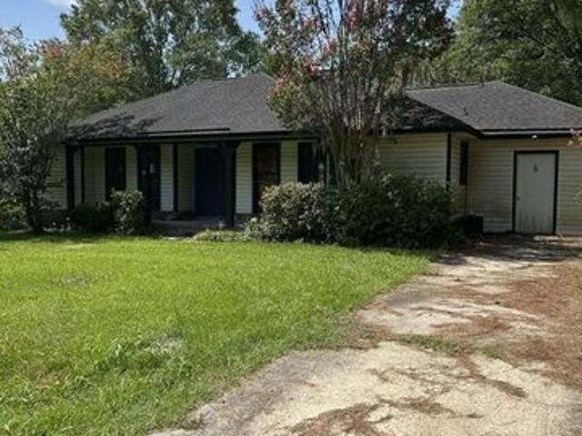 202 Pelican Ln, Ladson, SC 29456