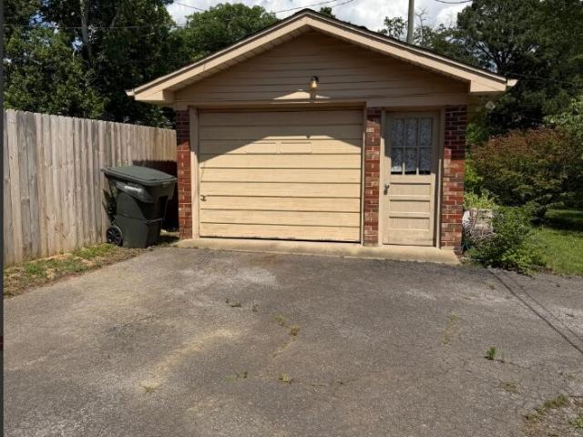 202 Pleasant Hill Dr