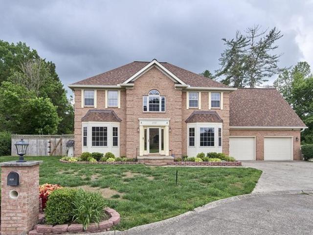 202 Pleasant Vly, Hurricane, WV 25526