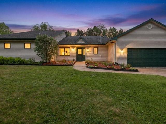 202 Prentice Heights Rd, Ashland, WI 54806