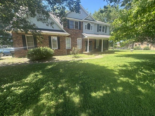 202 Quincy Dr, Hopkinsville, KY 42240