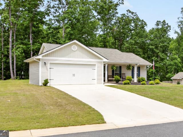 202 Rolling Woods Lane