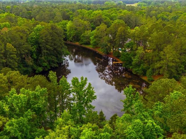 202 Rolling Ridge Court