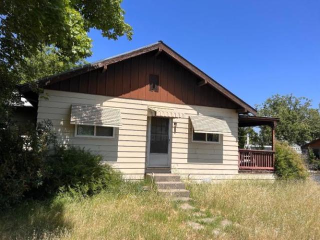 202 Roseville St, Roseville, CA 95678